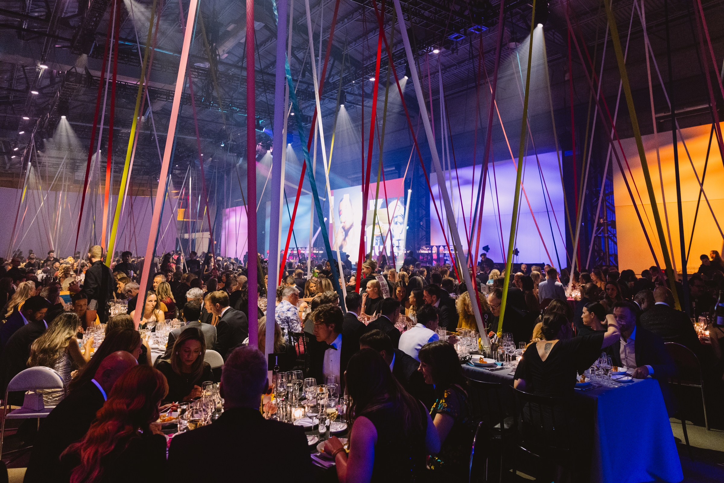 Plus de 1,3 M$ amassés au Bal du MAC 2025